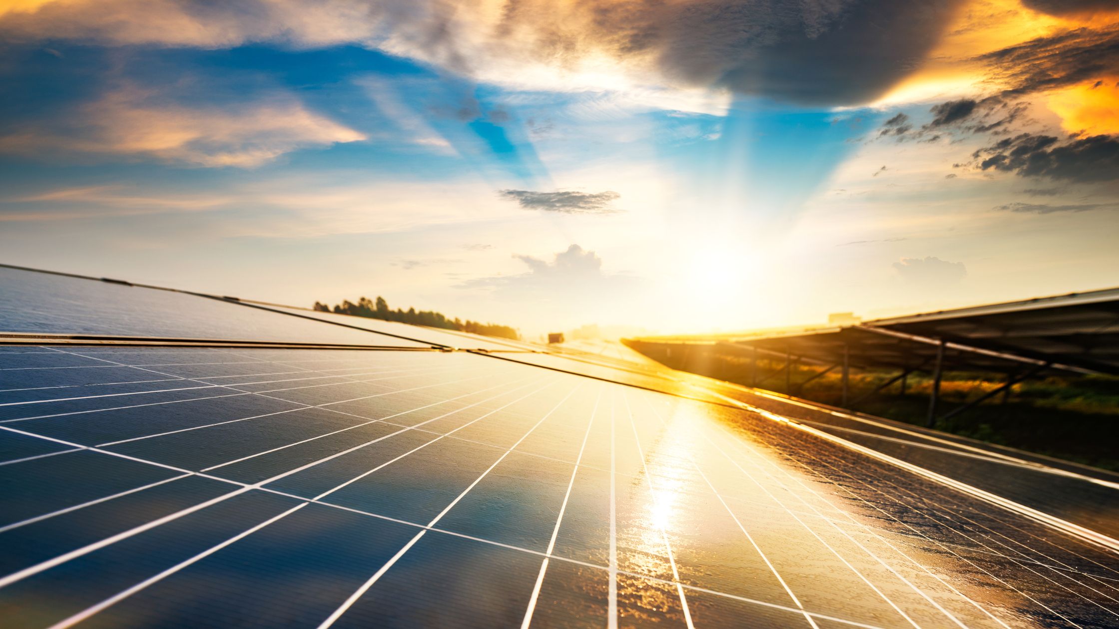 Circular Economy Solutions for Solar Energy Projects - Second Life Solar